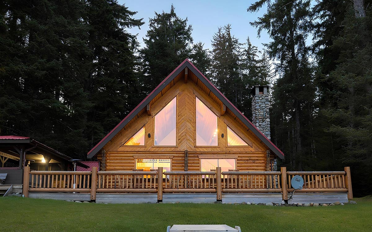 Queen Charlotte Lodge exclusive fishing | FishingExplora