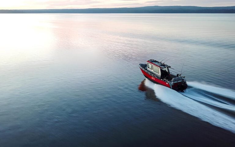 Queen Charlotte Lodge exclusive fishing | FishingExplora